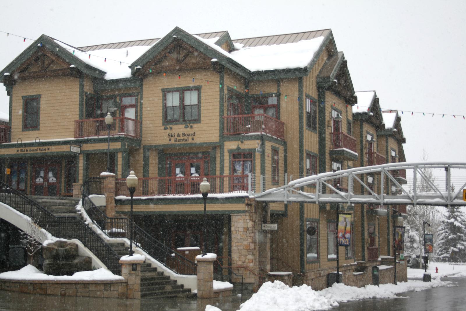 KBM Resort Rentals - Luxury Vacation Properties