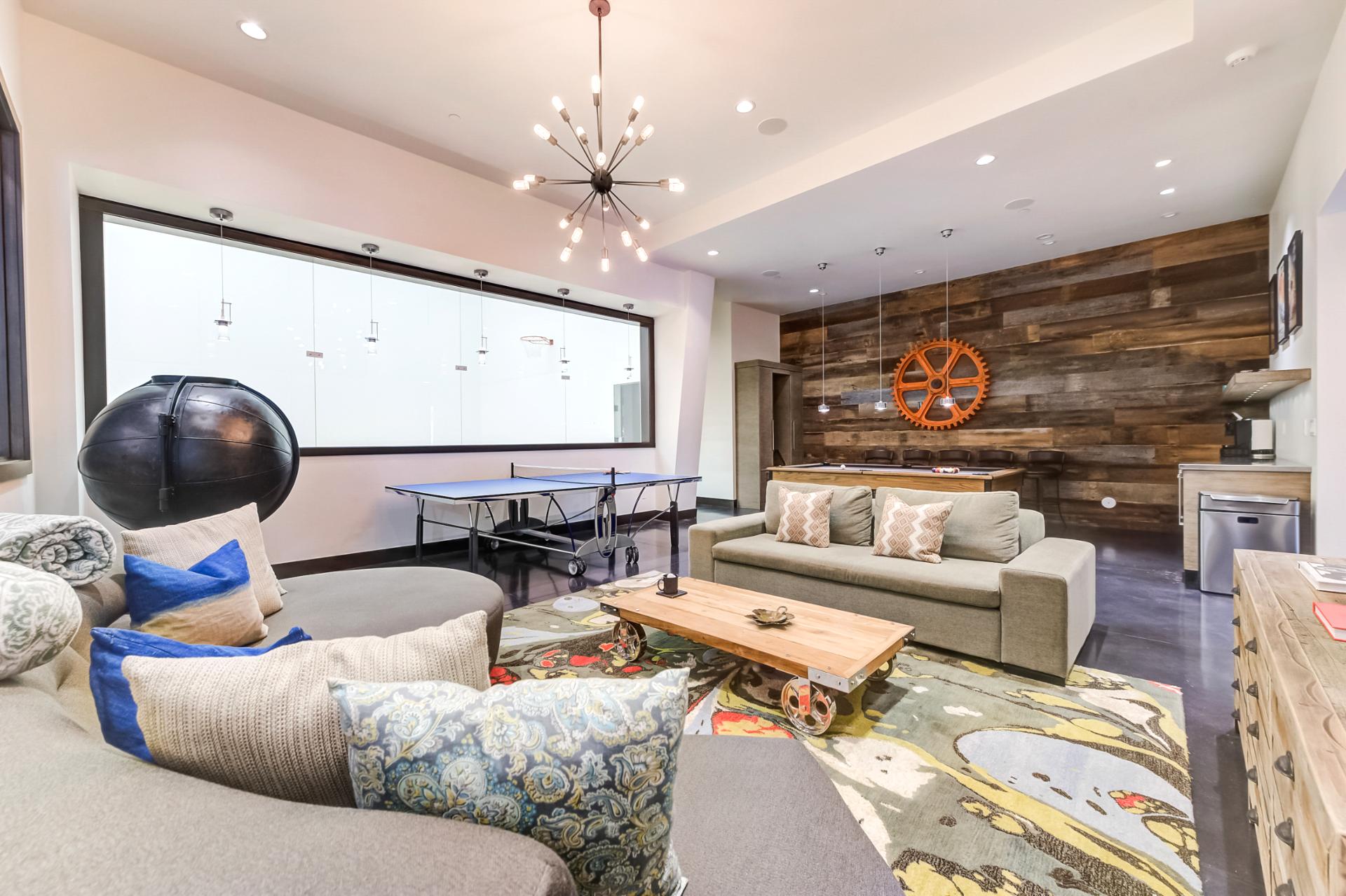 KBM Resort Rentals - Luxury Vacation Properties