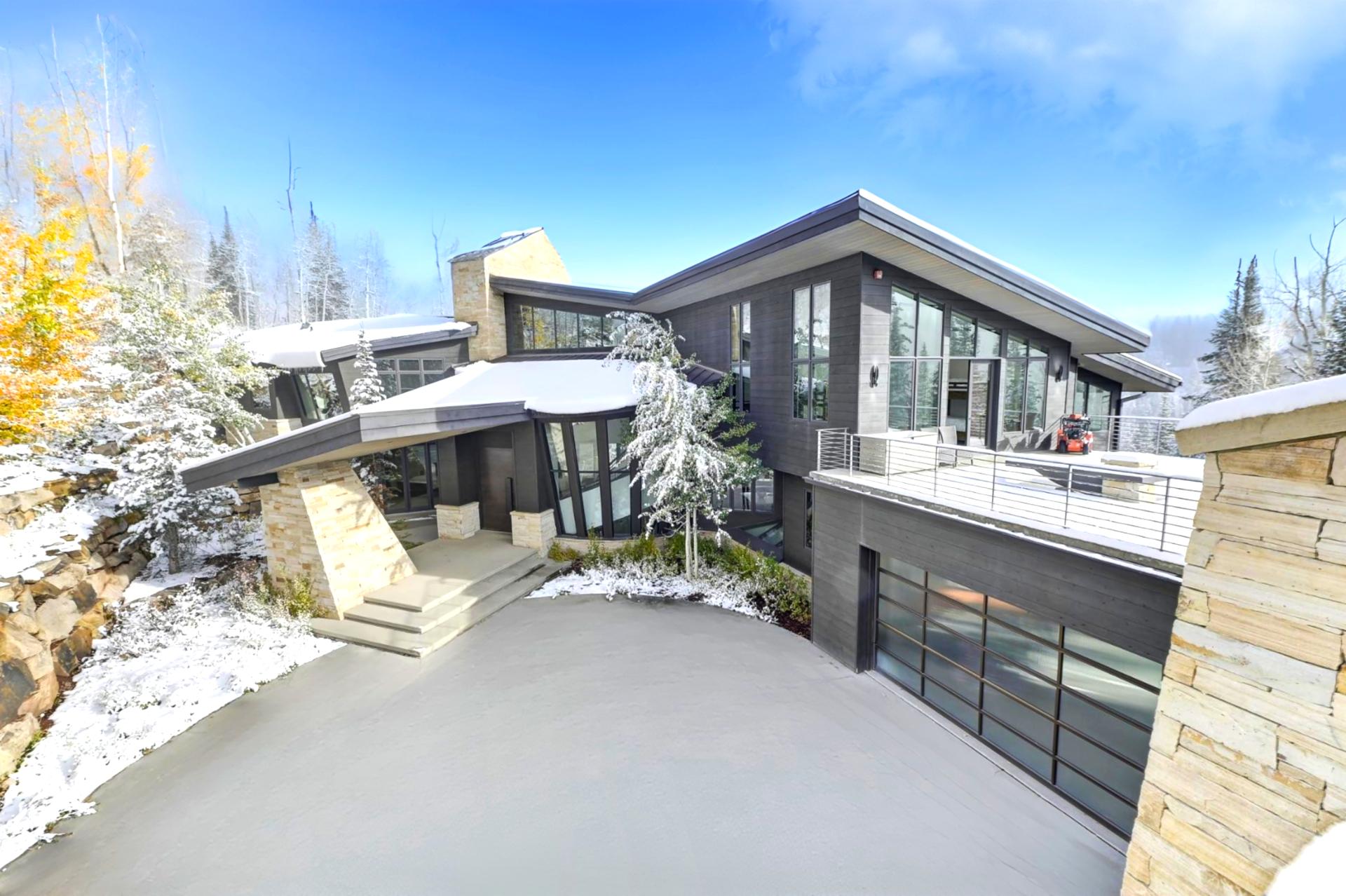 KBM Resort Rentals - Luxury Vacation Properties